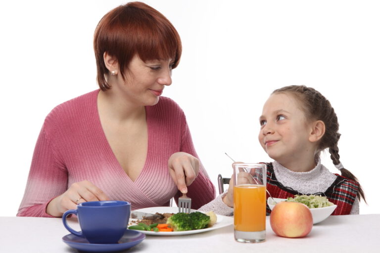 Alimentación infantil: una mini guía para los padres - PequeRecetas