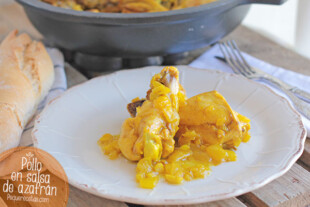 Pollo en salsa de azafrán