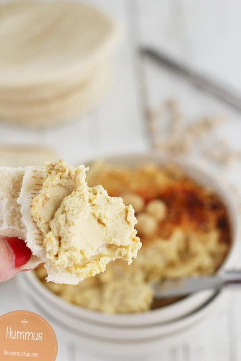 Hummus casero de garbanzos (receta FÁCIL en 3 pasos) - PequeRecetas