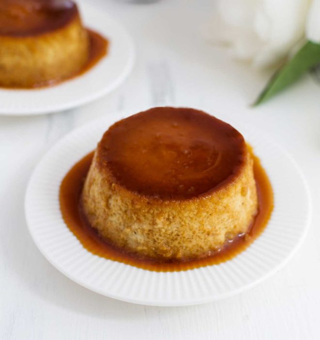 Flan de huevo casero (receta FÁCIL) - PequeRecetas