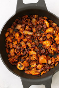 Migas extremeñas con huevo frito (receta tradicional) - PequeRecetas