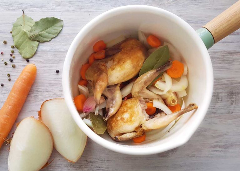 Codornices en escabeche (receta FÁCIL tradicional) - PequeRecetas