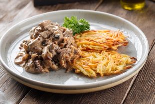 Strogonoff de ternera en salsa (receta tradicional) - PequeRecetas