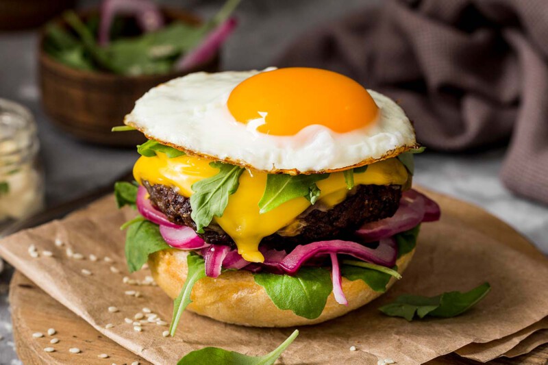 Huevos fritos (cómo freír un huevo perfecto) - PequeRecetas