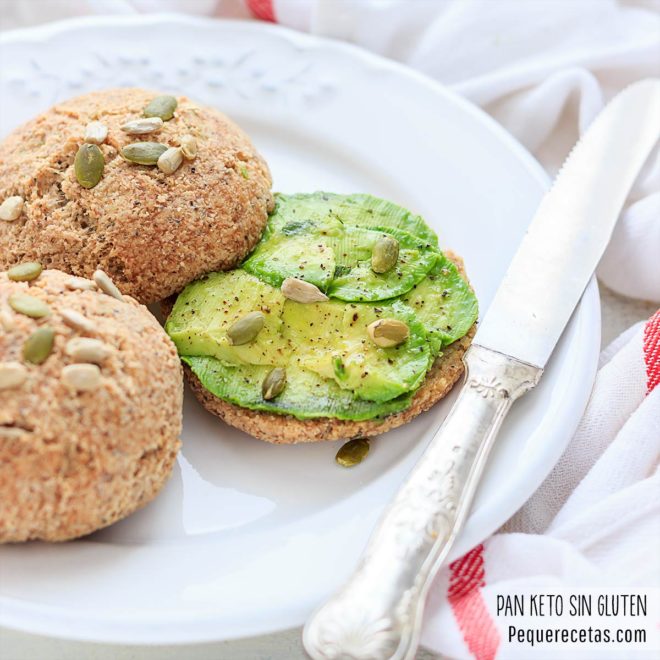 Pan Keto (receta FÁCIL sin hidratos de carbono y sin gluten) - PequeRecetas