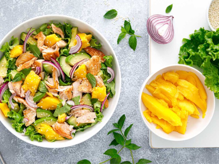 Ensaladas con mango (7 recetas ligeras y sanas) - PequeRecetas