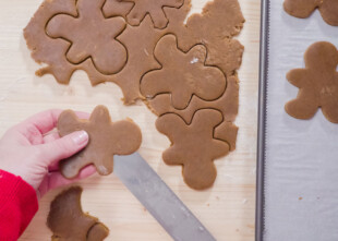 Muñecos de jengibre (receta de Gingerbread Man Cookies) - PequeRecetas