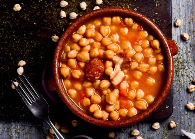 Garbanzos con chorizo (receta tradicional de garbanzos a la riojana ...