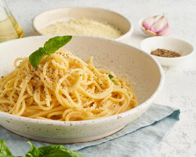 Espaguetis Cacio e Pepe - PequeRecetas