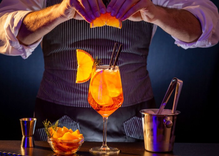 Aperol Spritz, qué es y cómo preparar este refrescante cóctel italiano ...