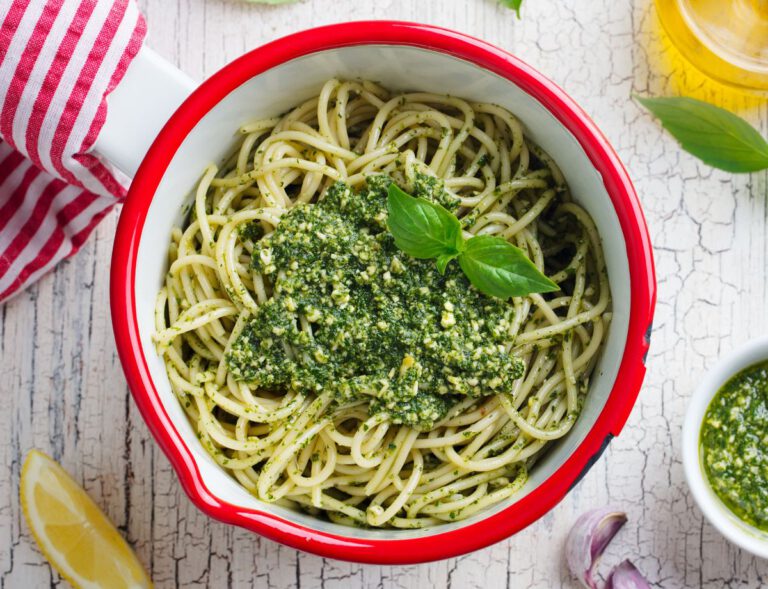 Salsa Pesto, cómo hacer la receta de pesto perfecta - Pequerecetas