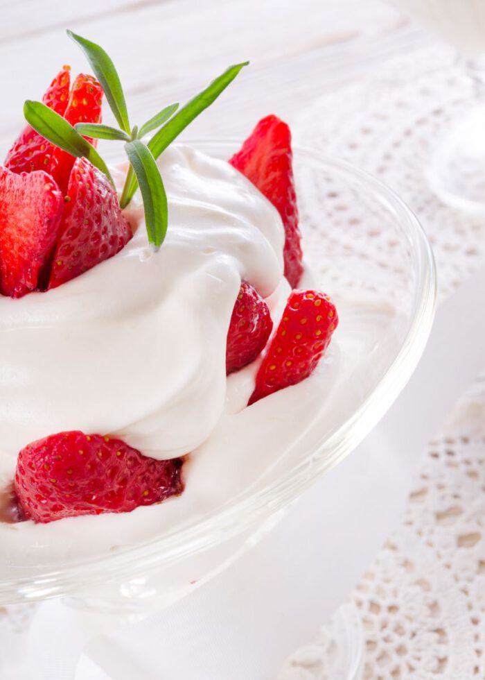 Fresas con nata, un postre delicioso - PequeRecetas