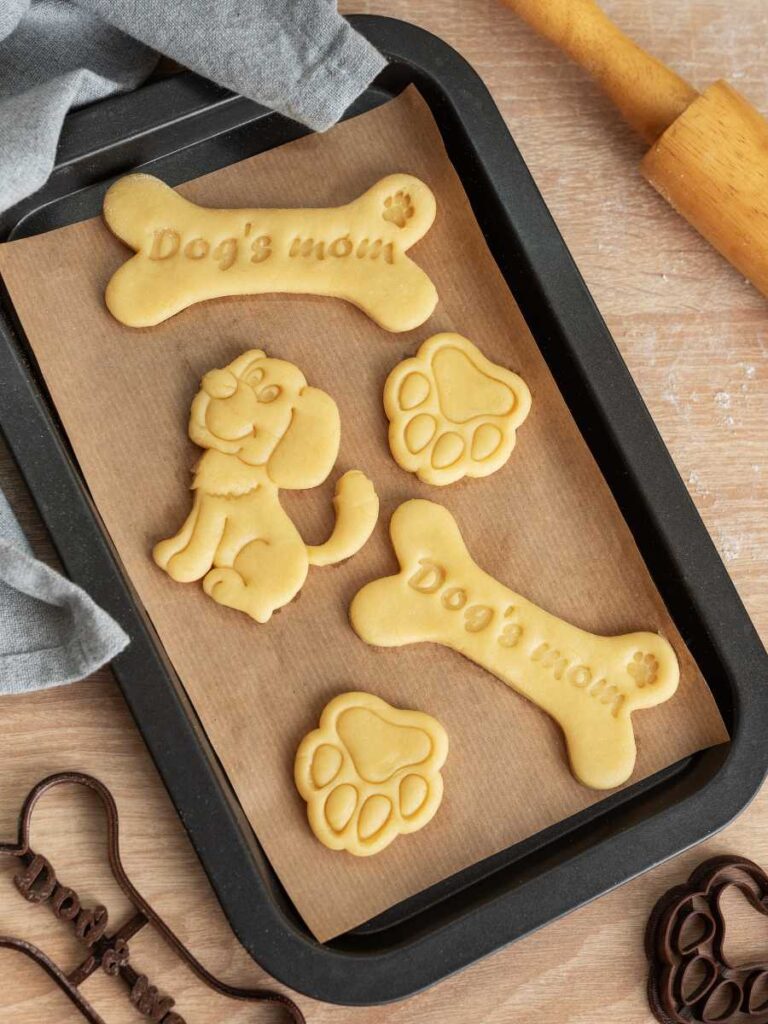 Galletas para perros caseras y saludables (2 recetas para mimar a tu ...