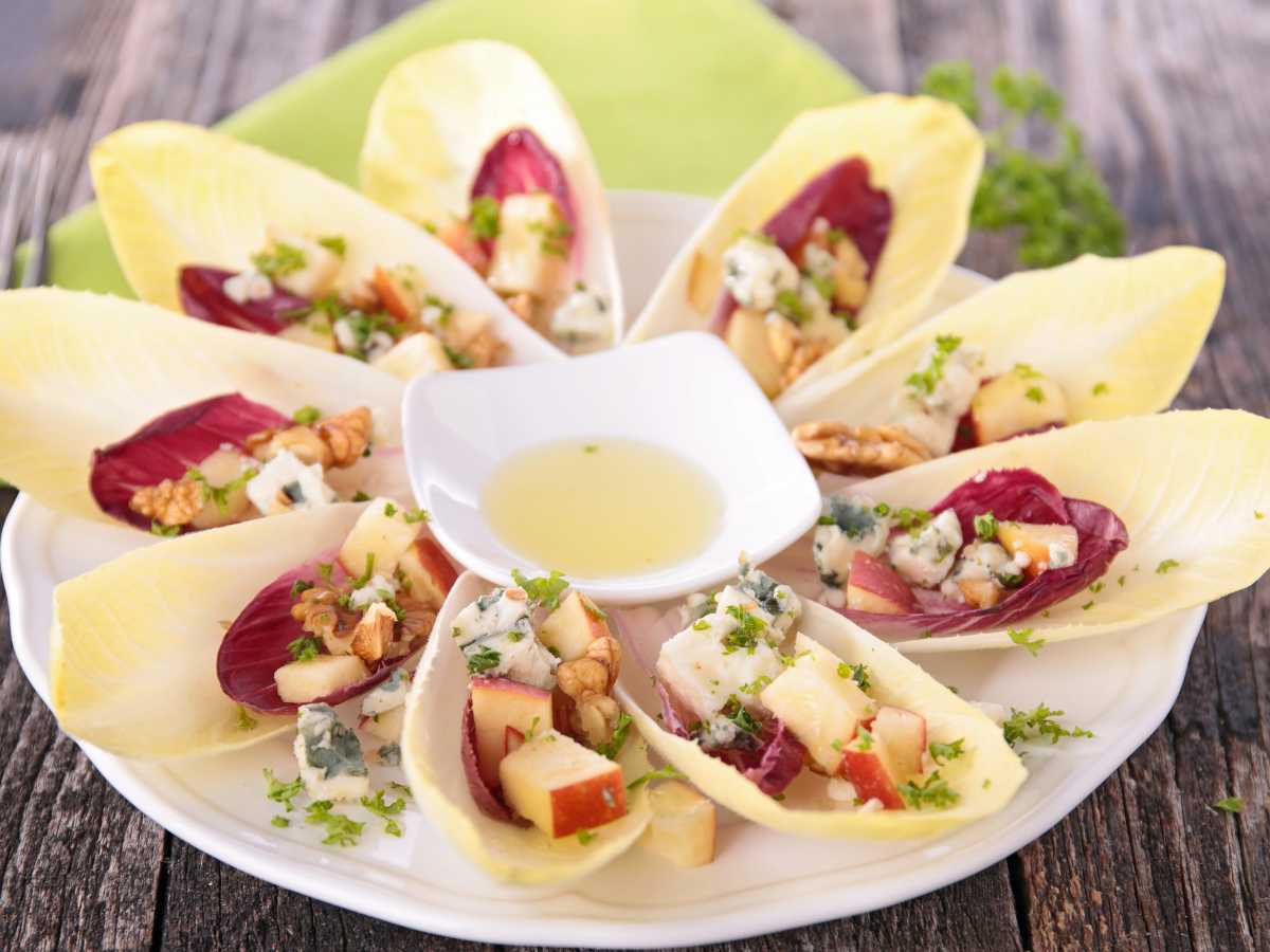 10 ensaladas con endivias fáciles y ligeras - PequeRecetas